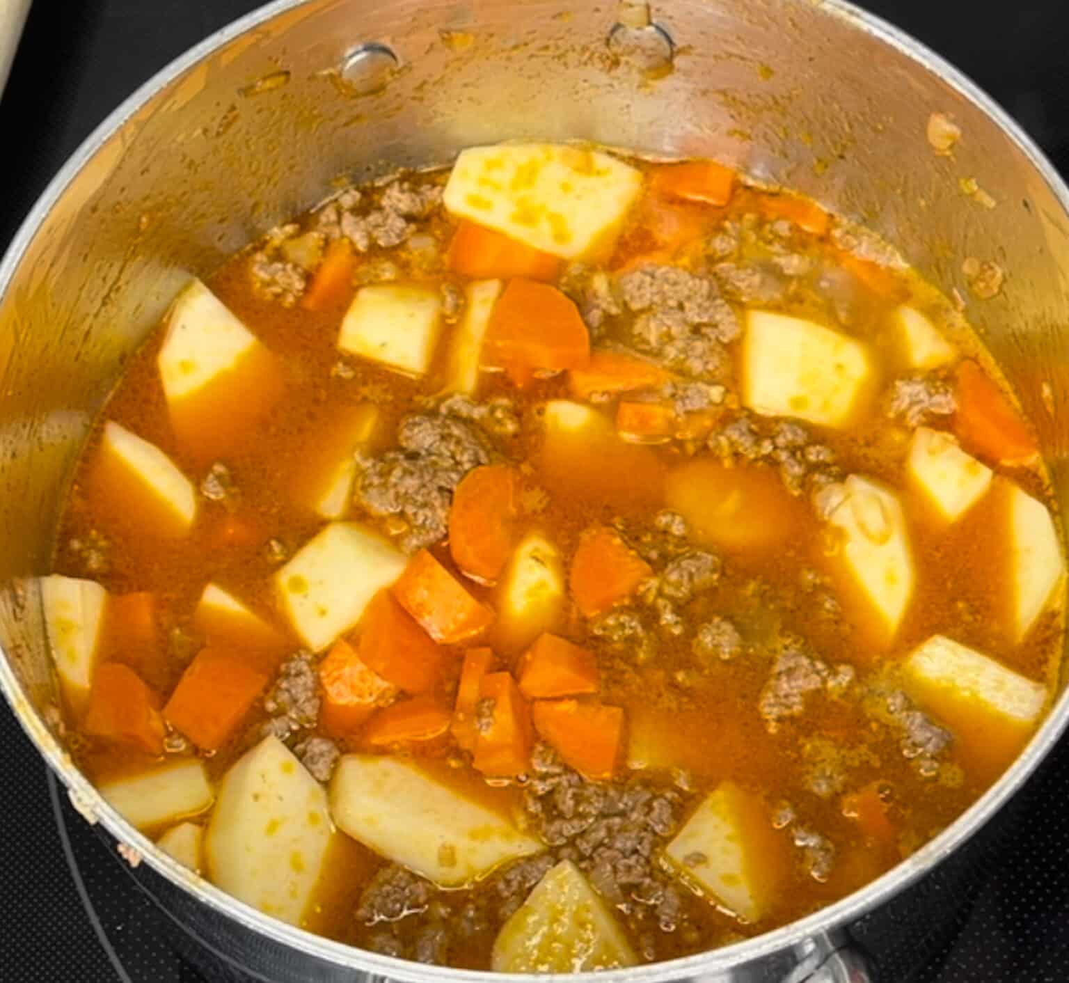 Easy Ground Beef Stew Recipe - Tasty Recollections