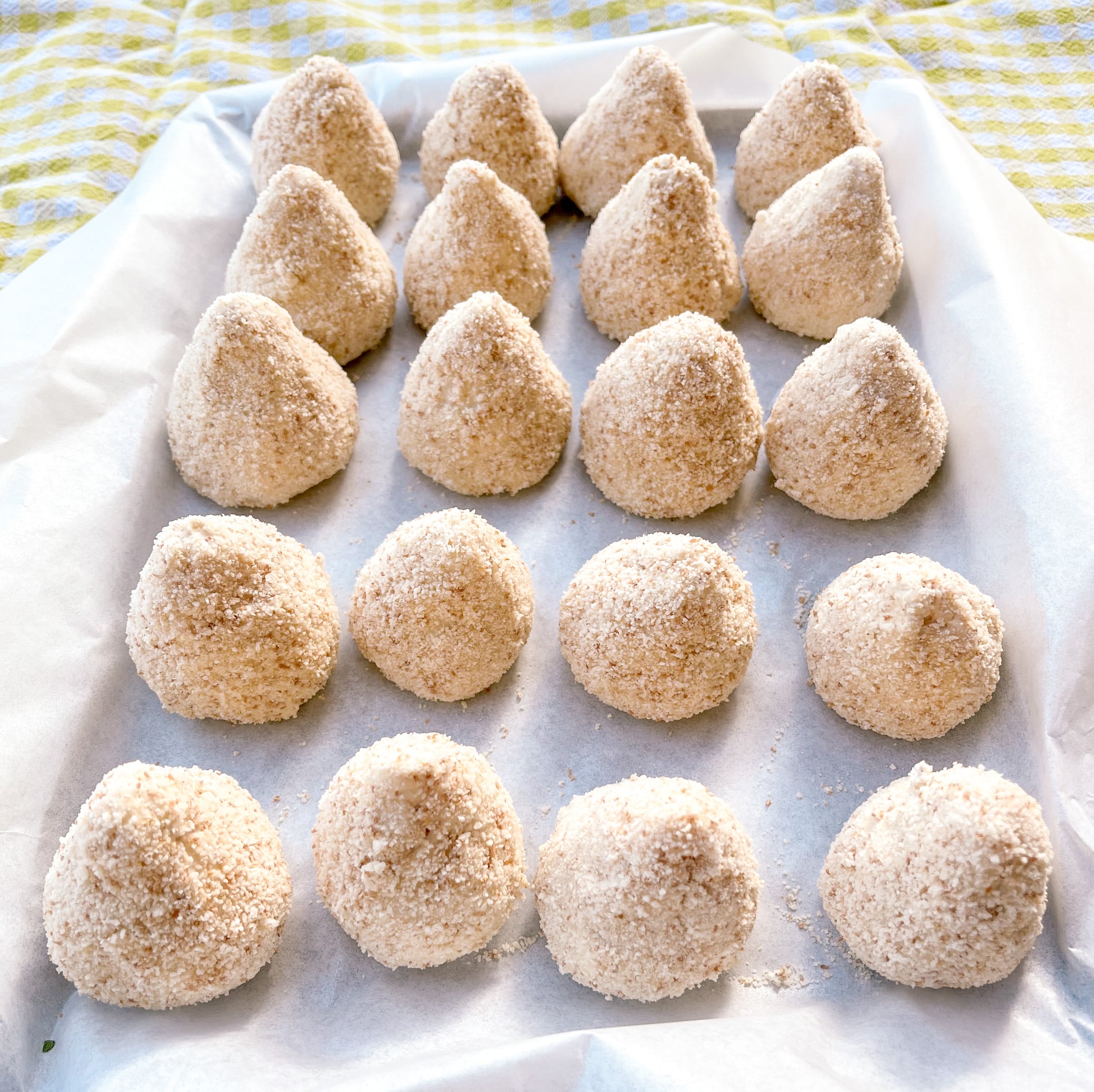 Traditional Coxinha (Brazilian Chicken Croquettes) - Tasty Recollections